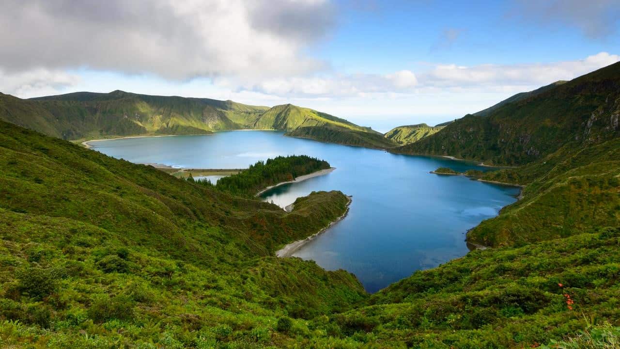 Sao Miguel - Town and Country - Azores